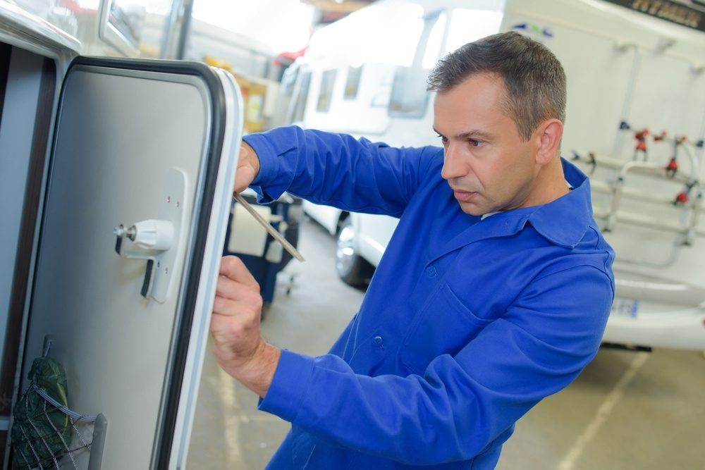 Mobile RV Exterior Repair Service - Faithful RV